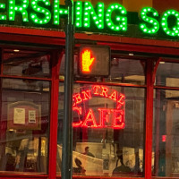 Pershing Square: A Premier Dining Experience Near Grand Central Station
